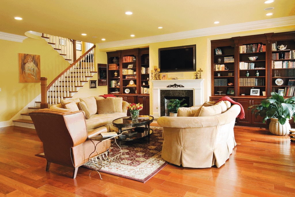 Livin’ Large in Lakeview