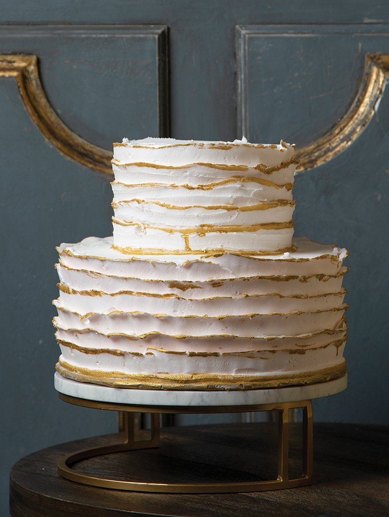 Elegant And Understated Classic Cakes