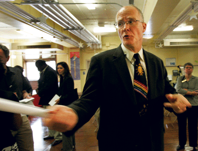 GRADING PAUL VALLAS