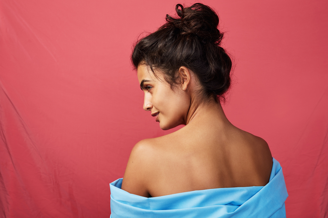 Wediquette Wednesday: Is it OK to wear a dress with exposed shoulders ...